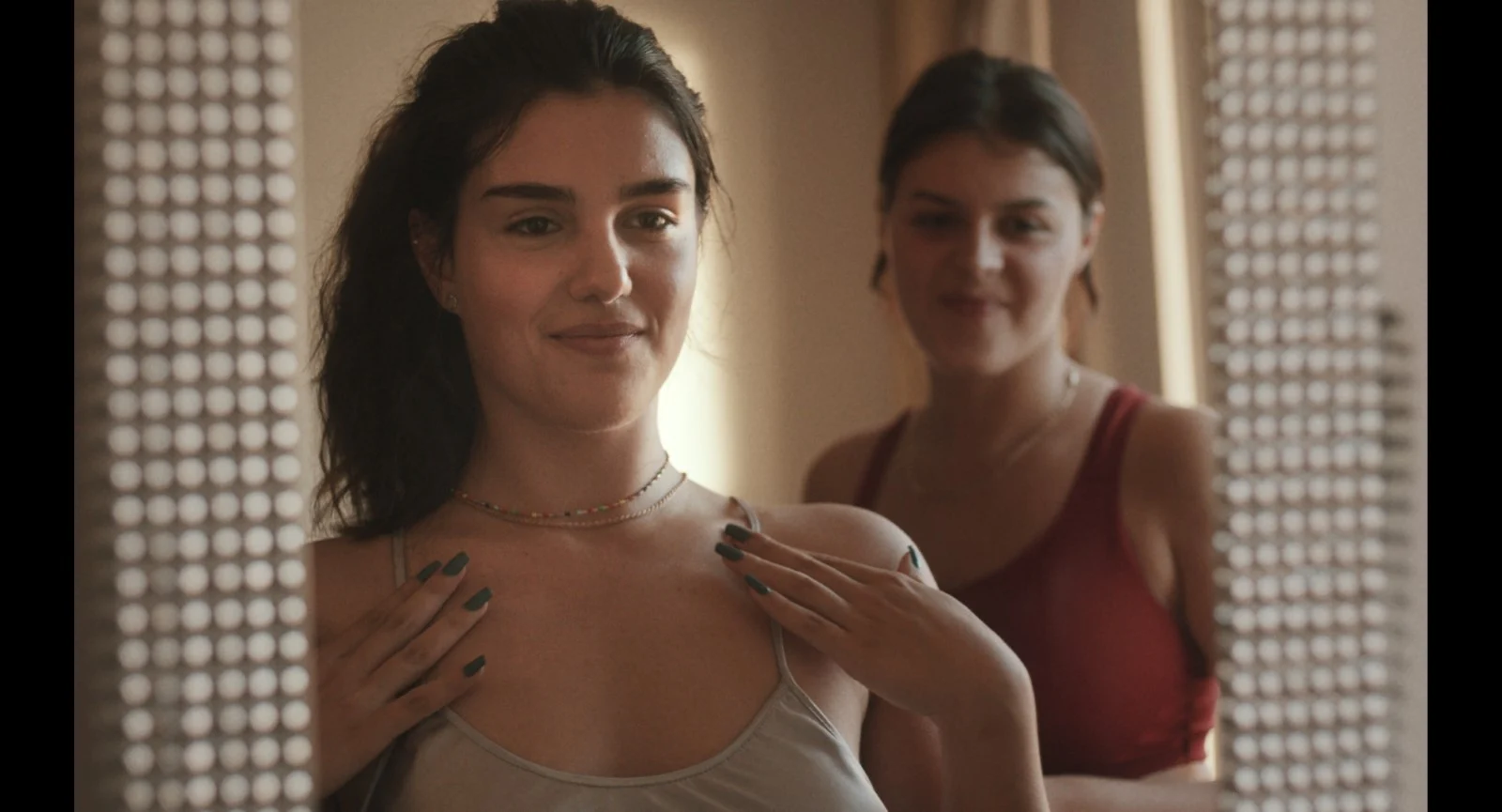 Ellbogen | Trailer Deutsch | Film | critic.de