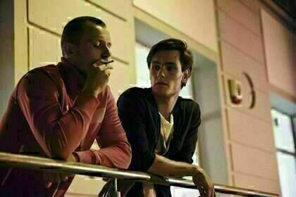 Tiefe Wasser | Szenenbilder und Poster | Film | critic.de